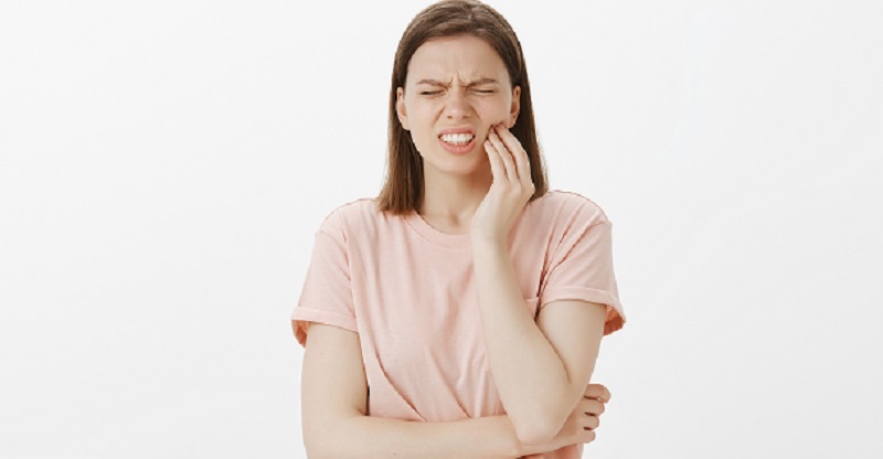 Sensitive Teeth: Causes, Remedies & Treatments Available